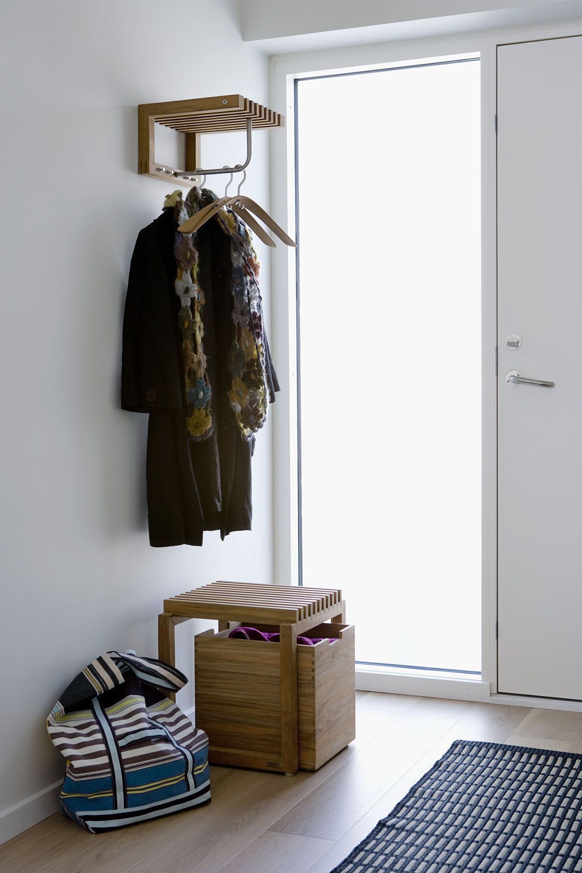 Skagerak Cutter coat hanger 100 cm Black Oak | Køb fra Hulténs