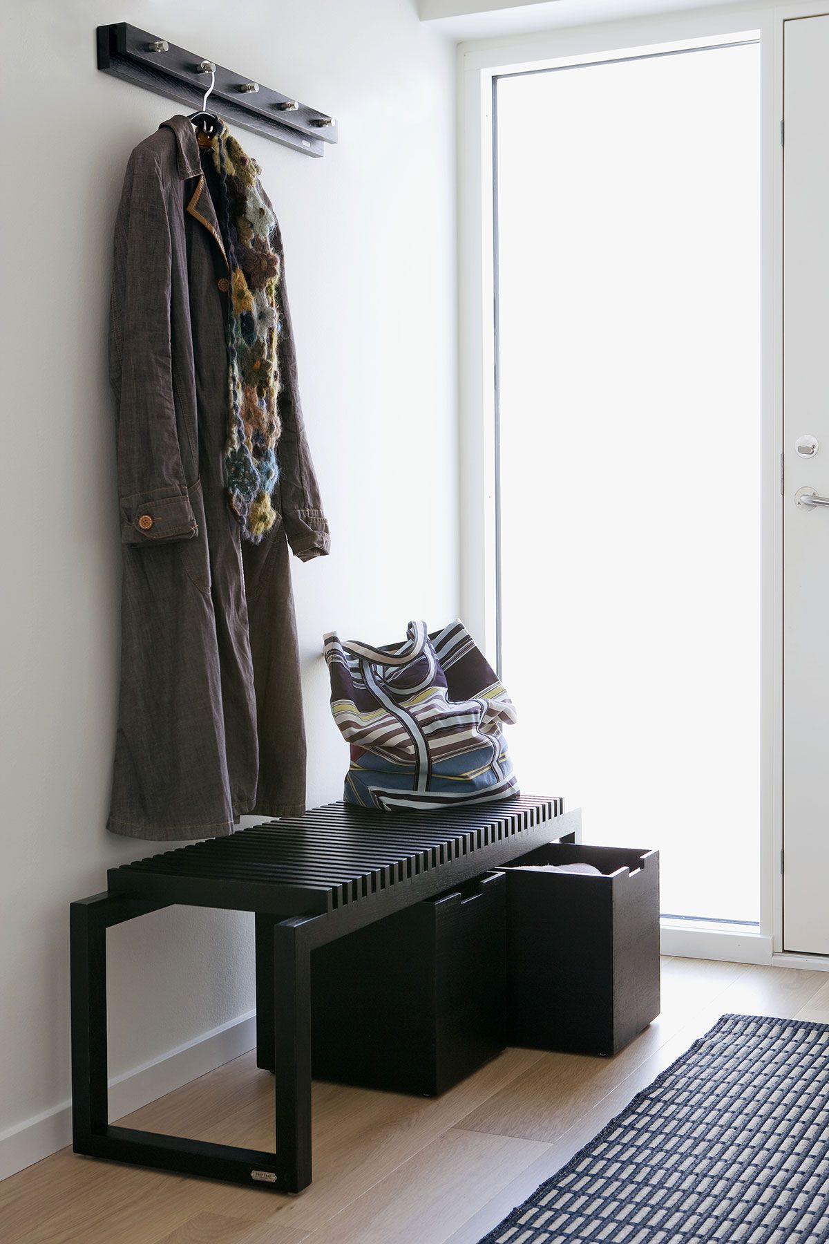 Skagerak Cutter coat hanger 100 cm Black Oak | Køb fra Hulténs