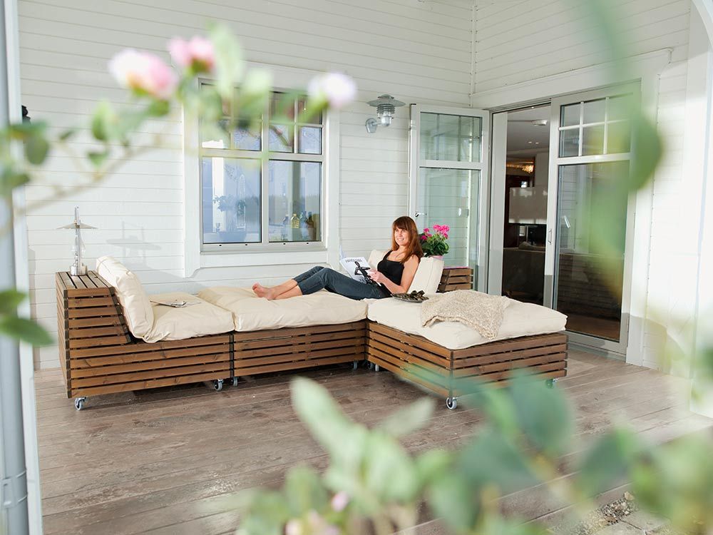 Bara Vara divan brun Hillerstorp | Køb dine udendørsmøbler hos Hulténs