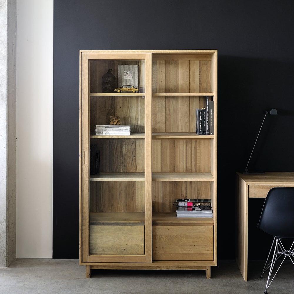 Ethnicraft Wave Vitrineskab | Køb fra Hulténs